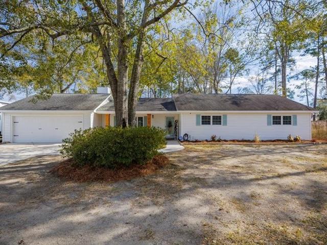 2707 Clayton Dr, Valdosta, GA 31602