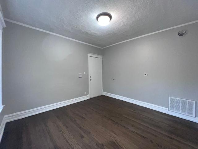2707 E 78th Street Unit 2W, Chicago, US, IL