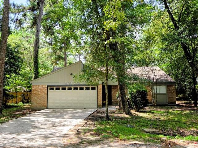2707 Echo St, The Woodlands, TX 77380
