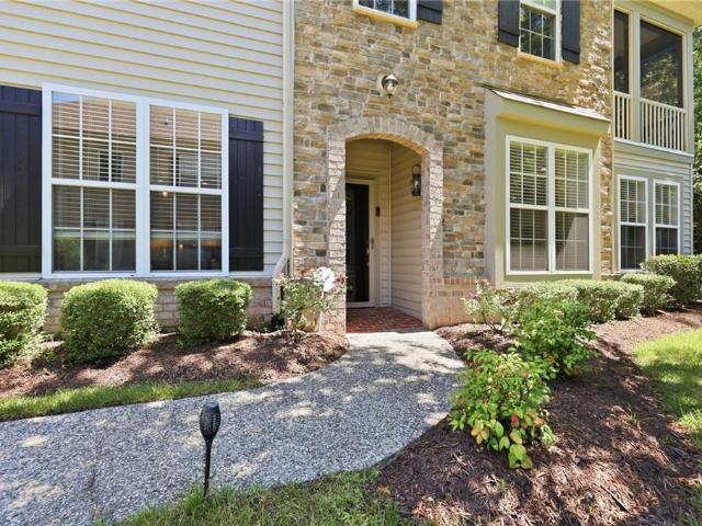 2707 James River TRL