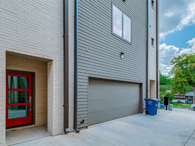 2707 Kimsey Drive # 101