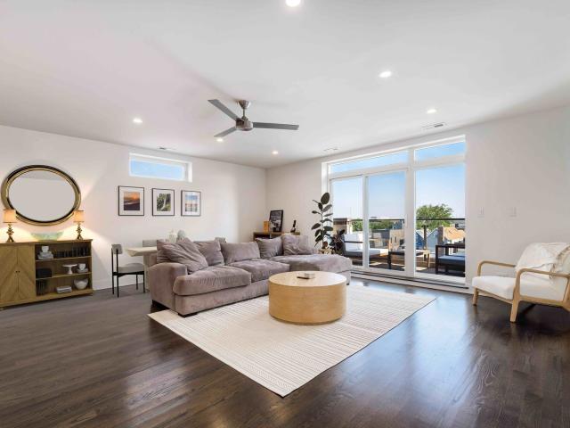 2707 w belmont avenue # 4w