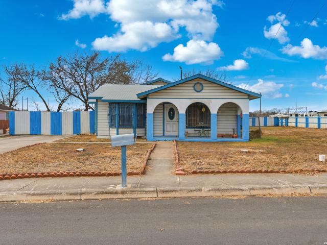 2707 Wayne Dr, San Antonio, TX 78222 | MLS #1938 | Compass