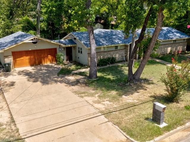 2708 McDonald Rd, Tyler, TX 75701