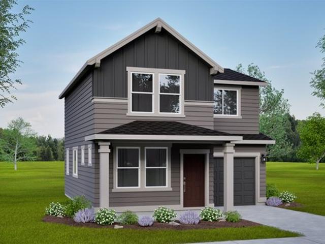 2708 NW 28th St, Redmond, OR 97756