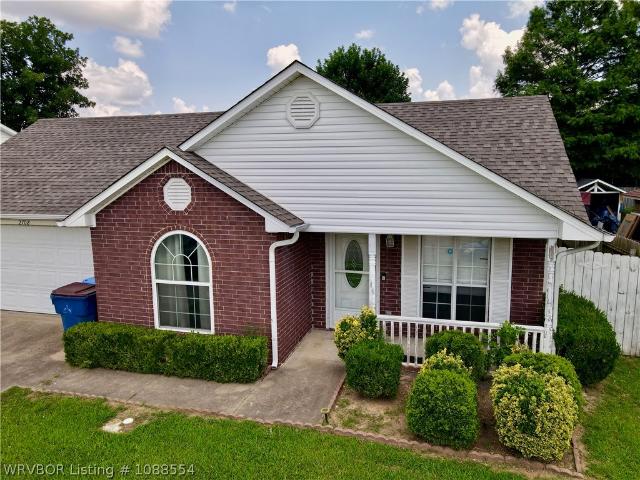 2708 N 55th Circle