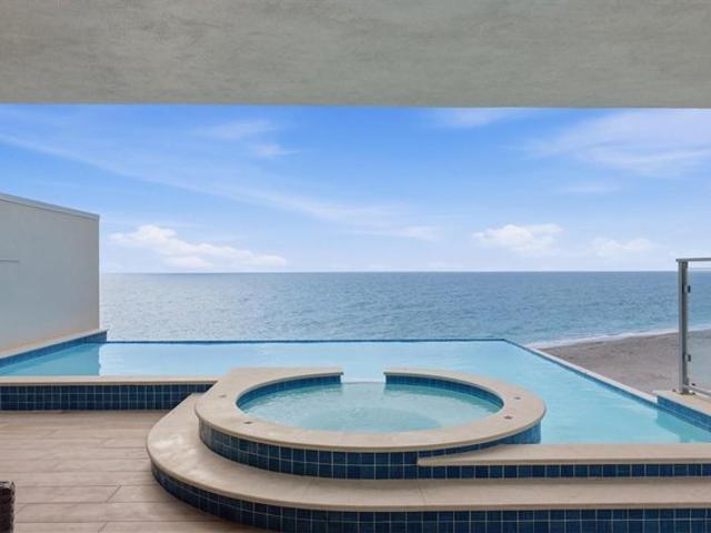 2708 N Beach Rd Unit 3, Englewood, FL 34223