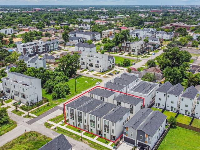 2708 Nagle St, Houston, TX 77004 | MLS #20582 | Compass