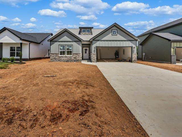 2708 Brewster Dr