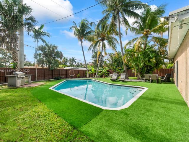 2708 Cleveland St, Hollywood, FL 33020 | MLS #A11804