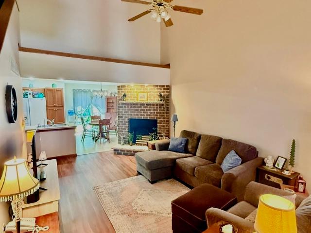 2708 Deer Court