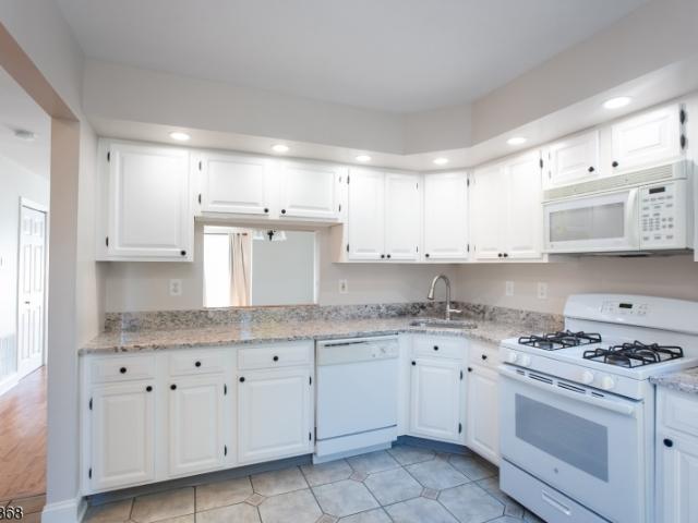 2708 Pinhorn Dr