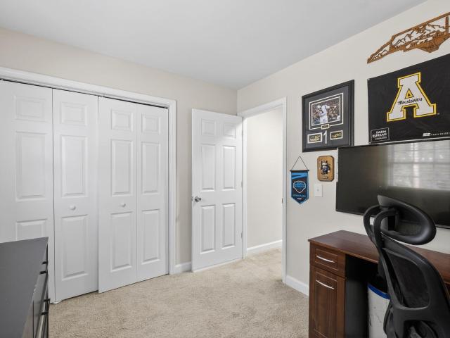 2708 Plainsfield Cir, Raleigh, NC 27610 | MLS #10146