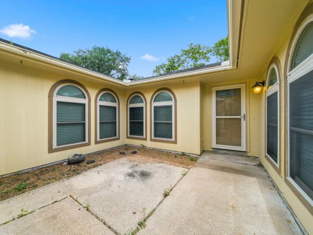 2708 Shady Creek Drive
