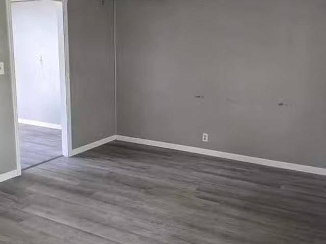 2708 South Walnut Street 1 2708 S Walnut St #1