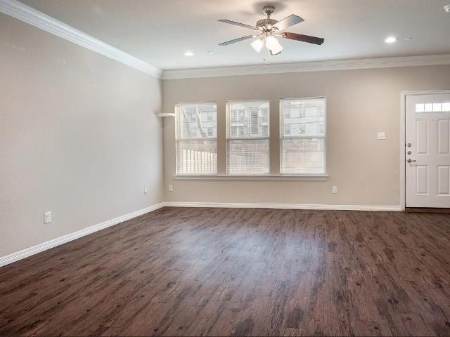 2708 Vine Court