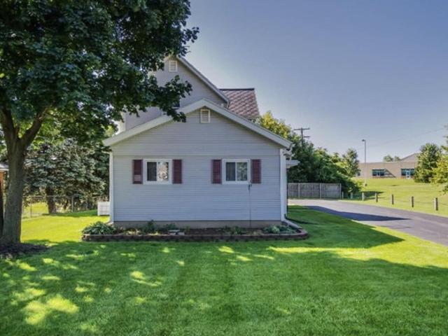 2708 271 th St, Kentwood, MI 49512