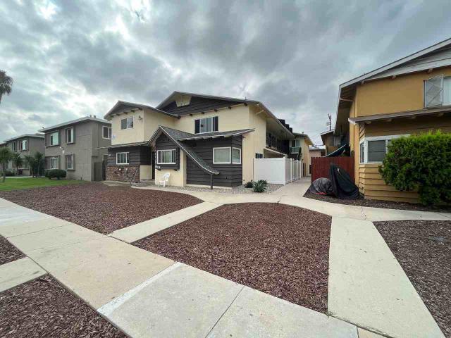 2708 2 Bedroom Apartment for Rent at 2708 W 141st Pl, Gardena, CA 90249 Gardena