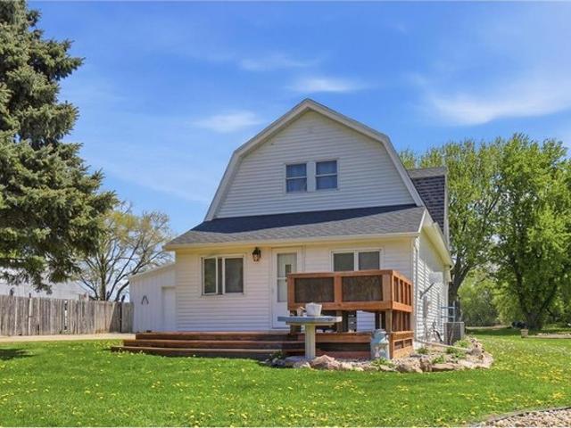 27090 th Ave, Lansing, MN 55950