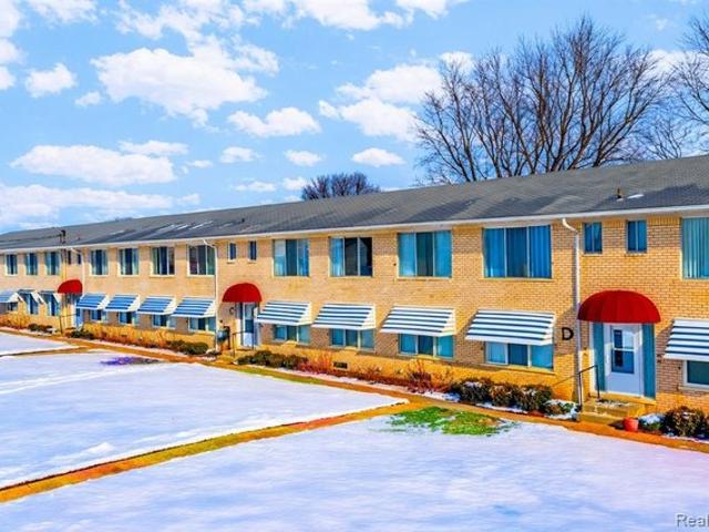 27094 Sandy Hill Ln Apt 24, Lyon Township, MI 48165