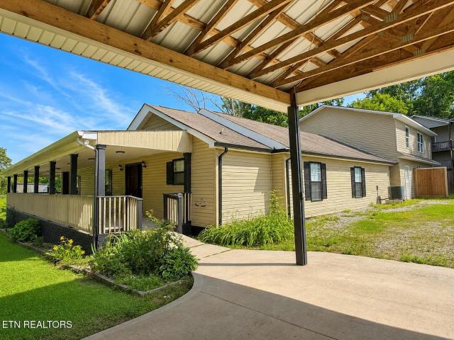 2709 Montvale Rd