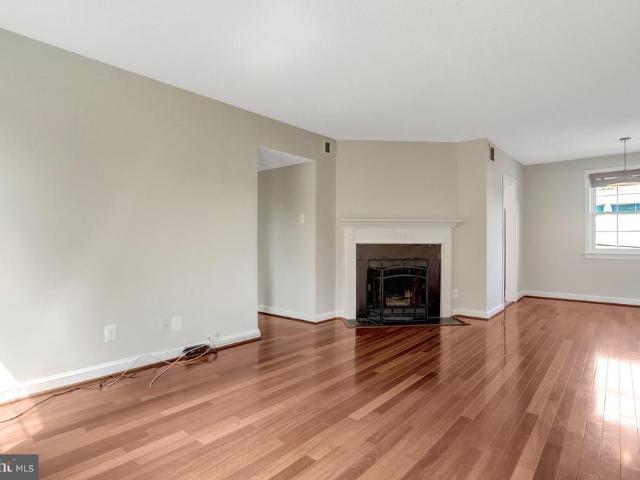 2709 Arlington Boulevard # 201