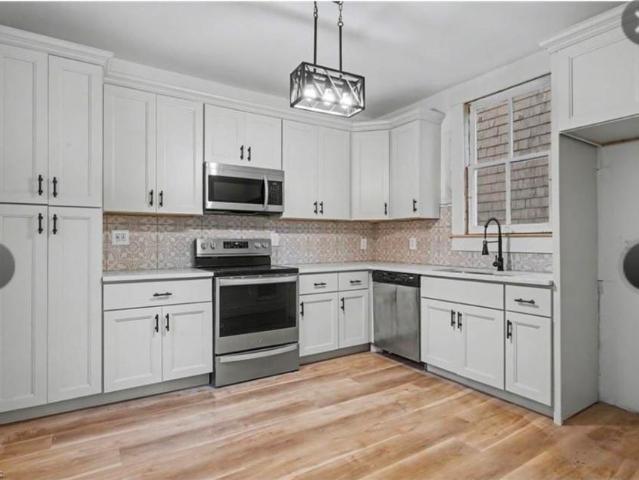 2709 Bayview BLVD
