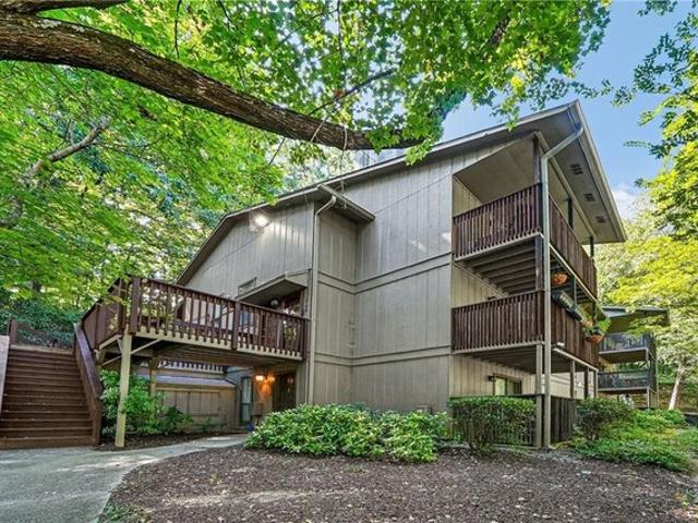 2709 Cumberland Ct SE, Smyrna, GA 30080