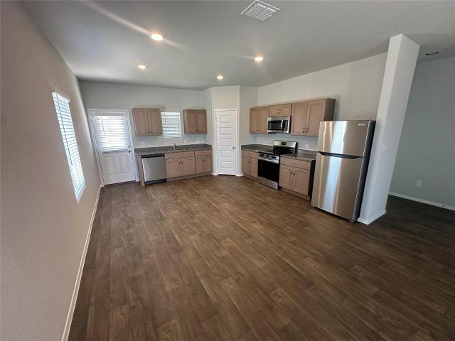 2709 Derwent Dr