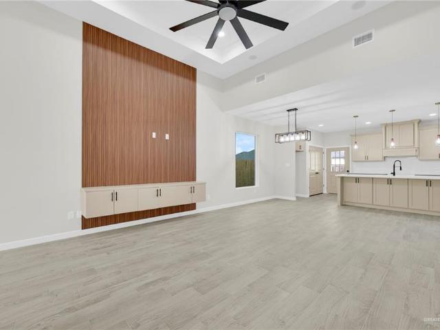 2709 E Comal Road