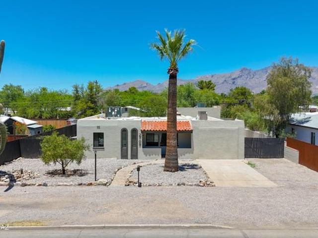 2709 E Glenn St, Tucson, AZ 85716