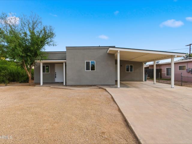 2709 e phelps road