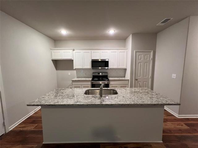 2709 Ginger Court
