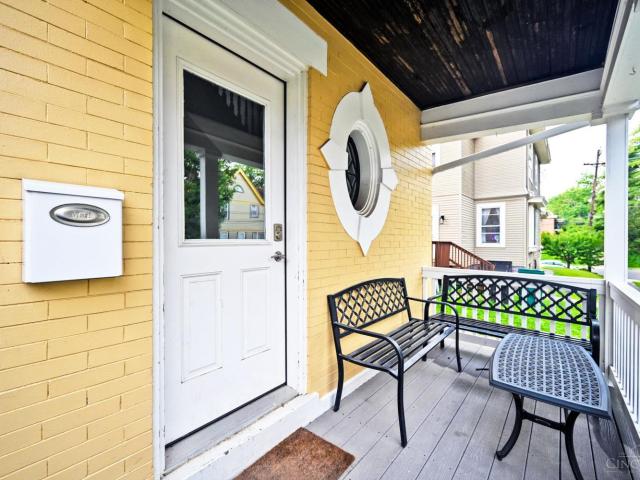 2709 Griffiths Avenue