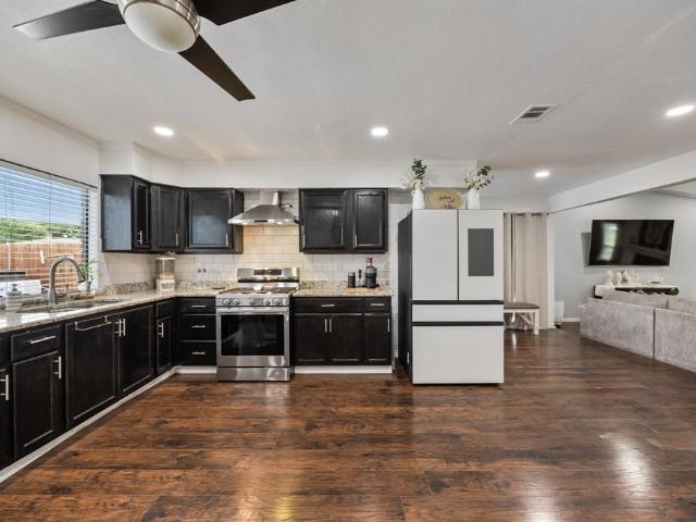 2709 High Plateau Drive