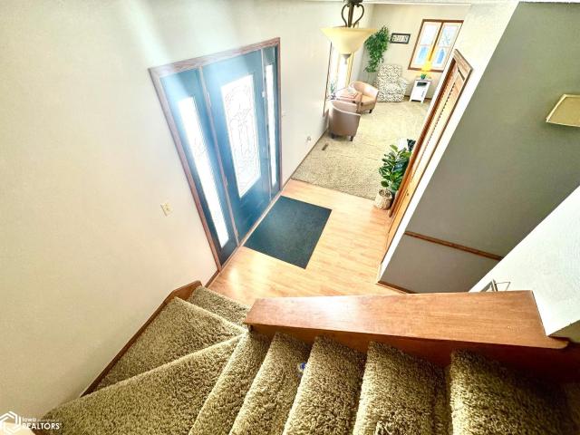 2709 Regina Drive