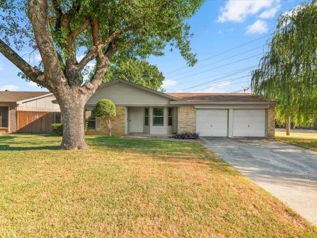 2709 Willow Bend, Bedford, TX 76021