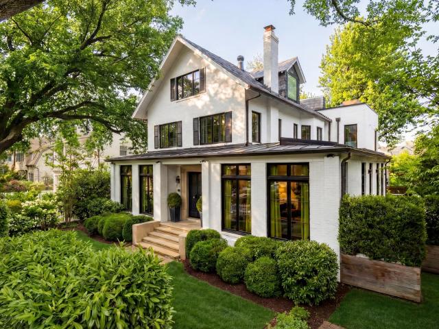 2709 36th St NW, Washington, DC 20007 | MLS #DCDC2245 | Compass