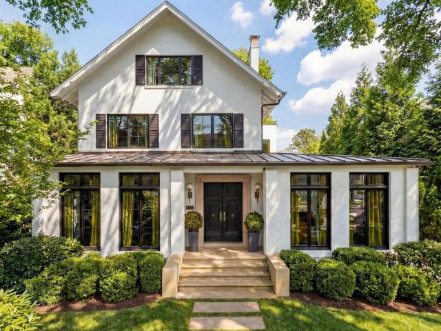 2709 36th Street NW, Washington, US, DC