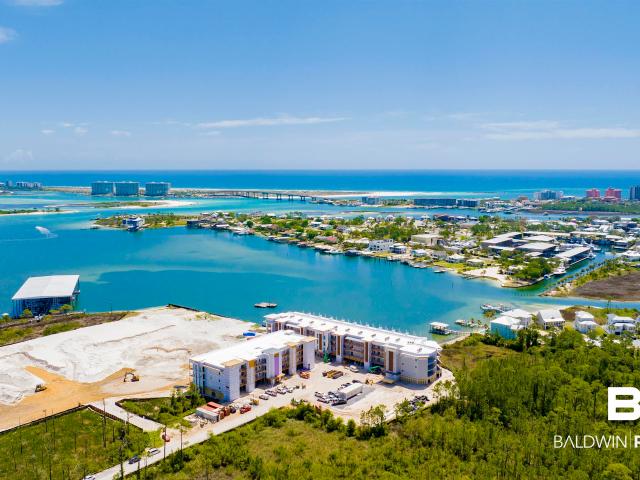 27000 W Harbor Island Lane A 205