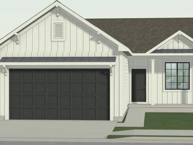 27005 E Dogwood Ln, Lee's Summit, MO 64086