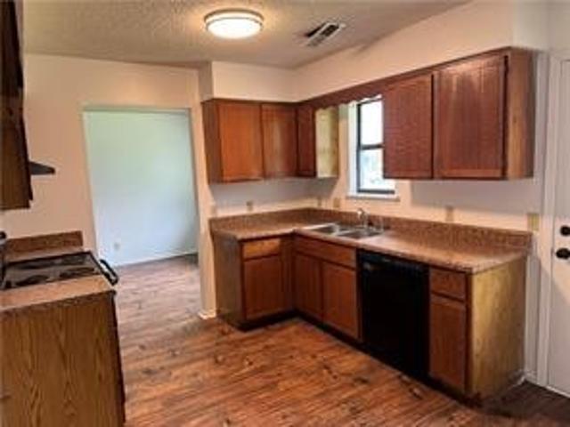 2700 McMillan Drive