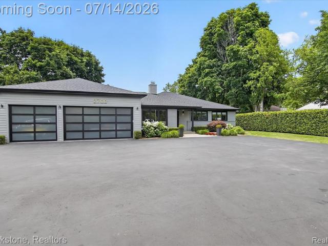 2700 Middlebelt Road