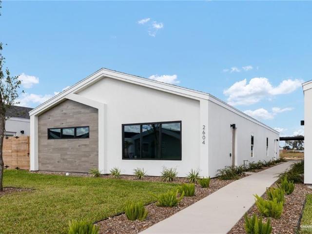 2700 Mockingbird Road 4