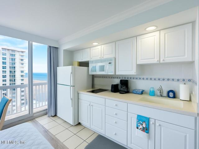 2700 N Atlantic Ave, Unit 1014, Daytona Beach, FL 32118 | MLS #2093 | Compass