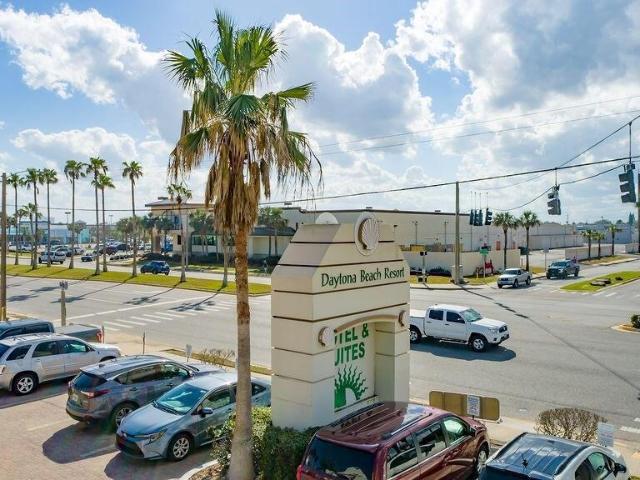 2700 N Atlantic Ave, Unit 342, Daytona Beach, FL 32118 | MLS #V4946