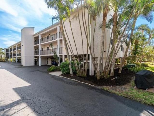 2700 N Beach Rd #E108, Englewood, FL 34223