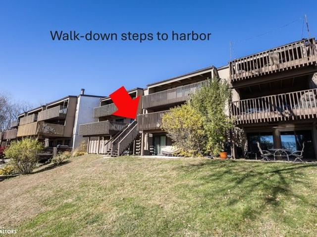2700 N Shore Dr Unit G24, Clear Lake, IA 50428