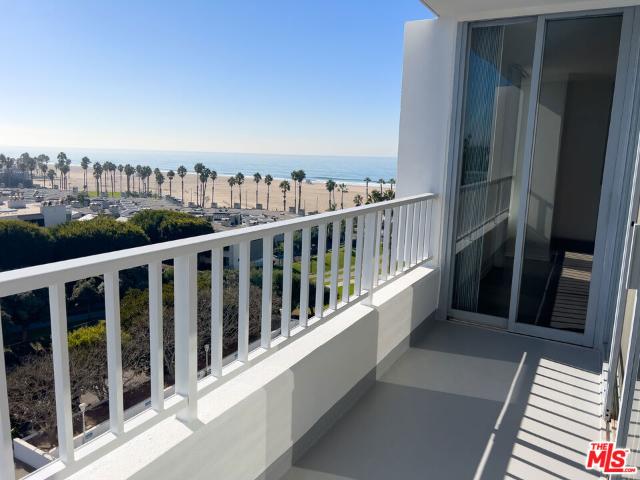 2700 Neilson Way 610