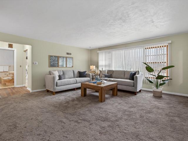2700 Niles Road